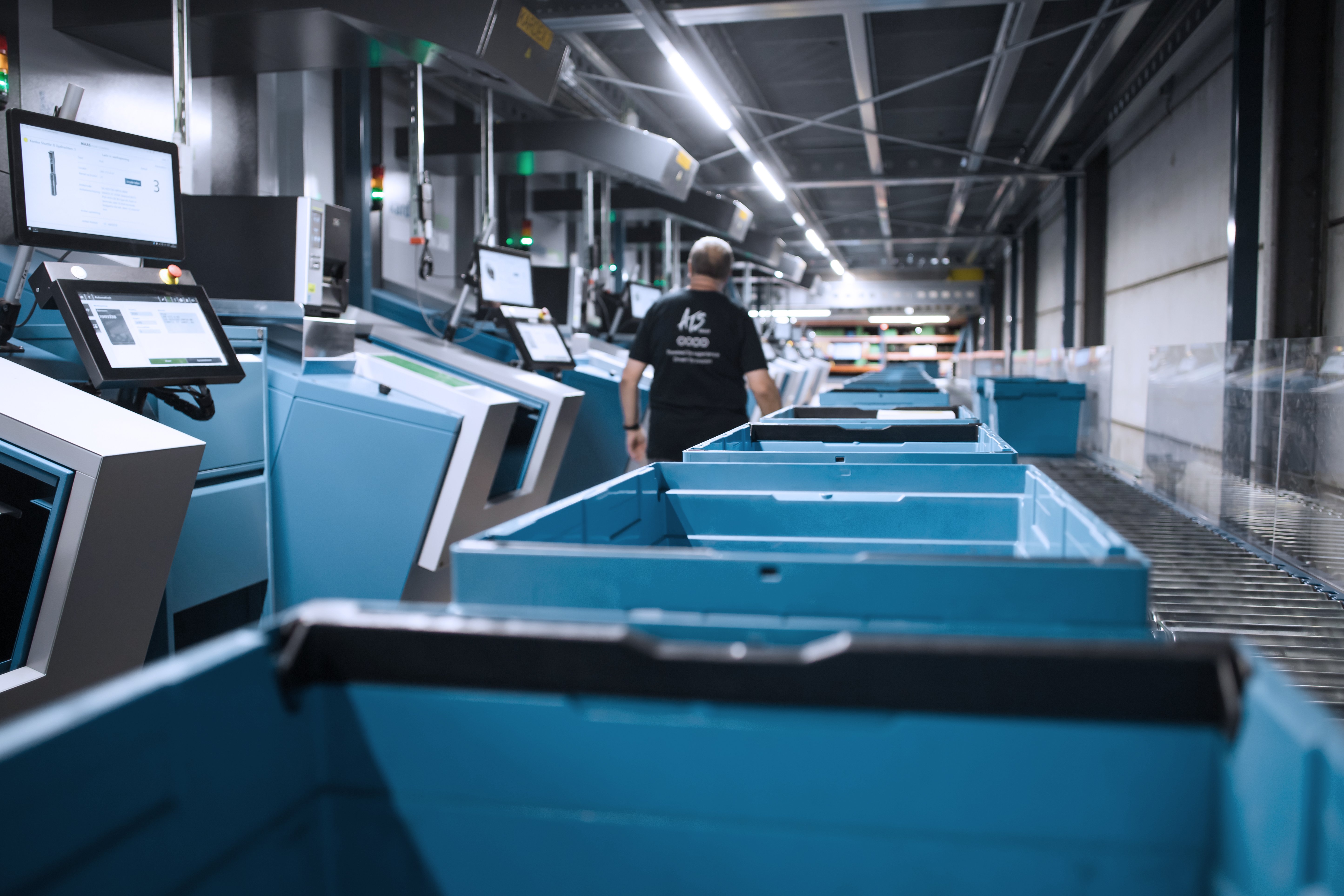 ATS Group doubles warehouse performance with the Kardex Compact Buffer ATS Group doubles warehouse performance with the Kardex Compact Buffer
